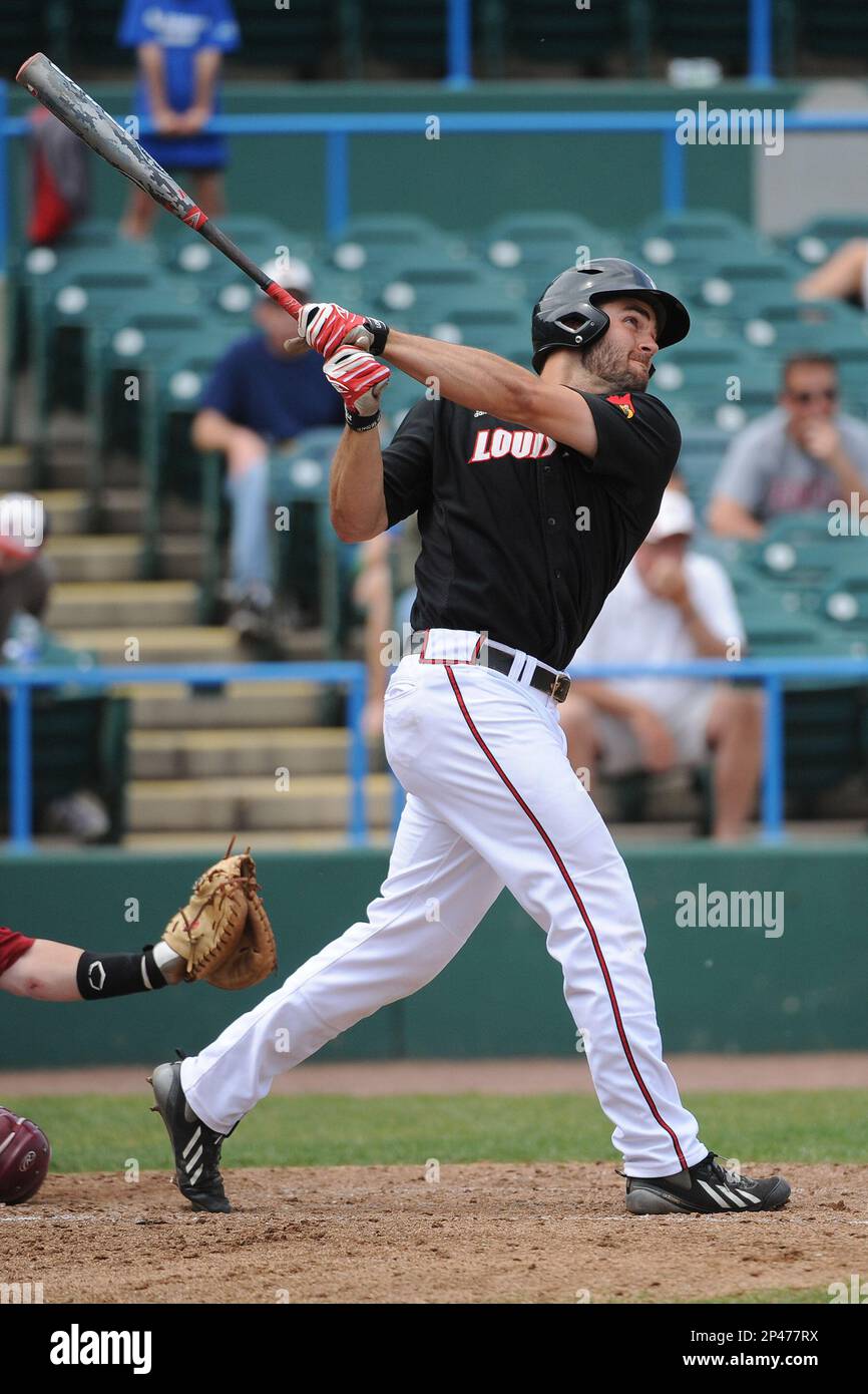 University of Louisville Cardinals outfielder Jeff Gardner (42) hits a ...