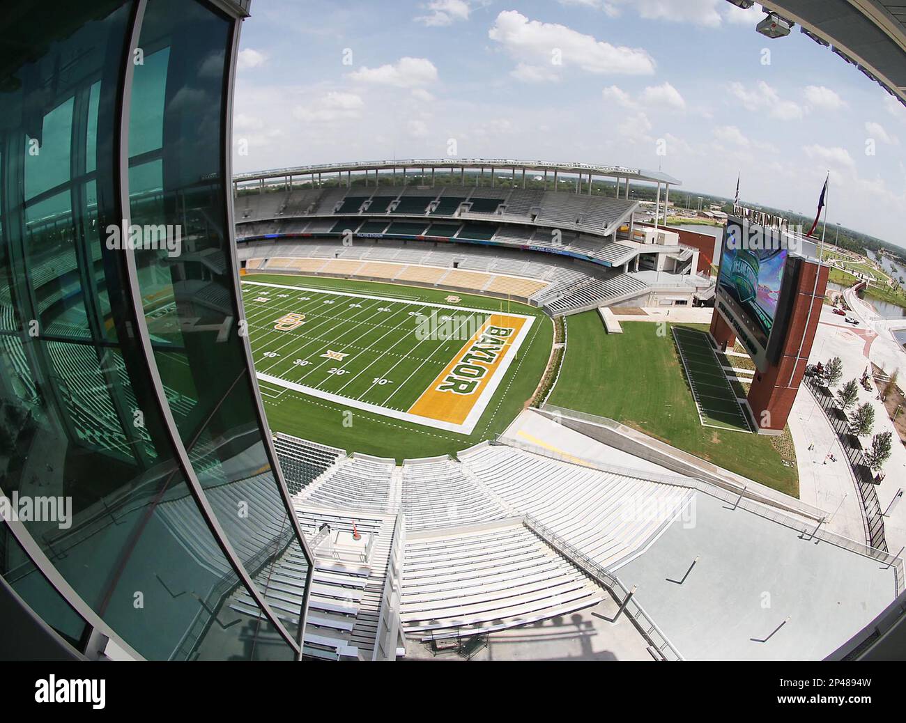A view of the nearly completed Baylor University 45,140 seat McLane ...