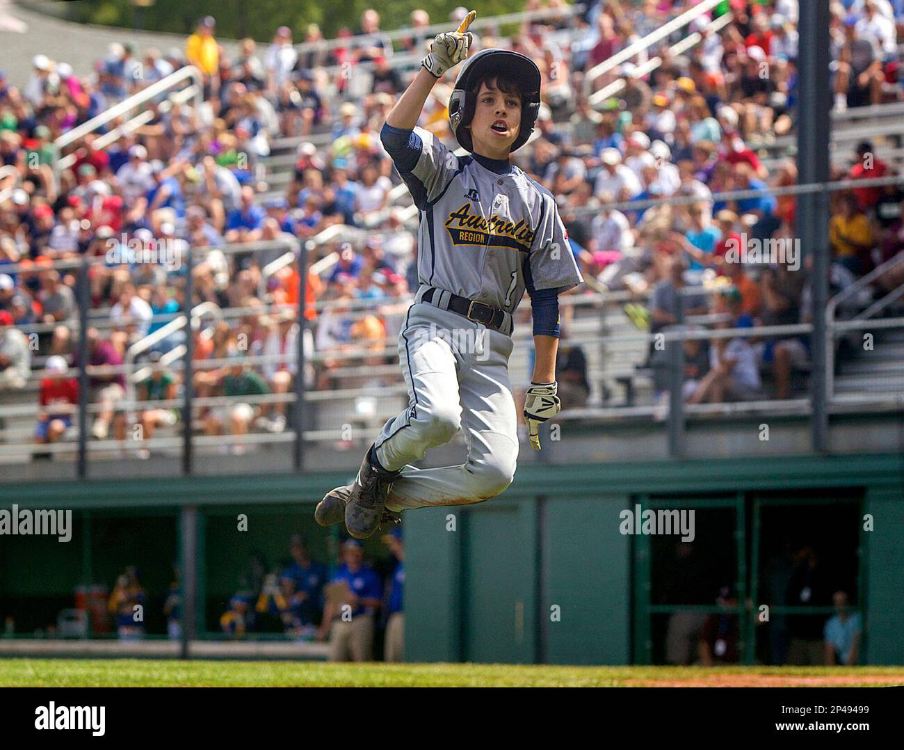 Australia's Benjamin Hewett celebrates after scoring in their 10-1 ...