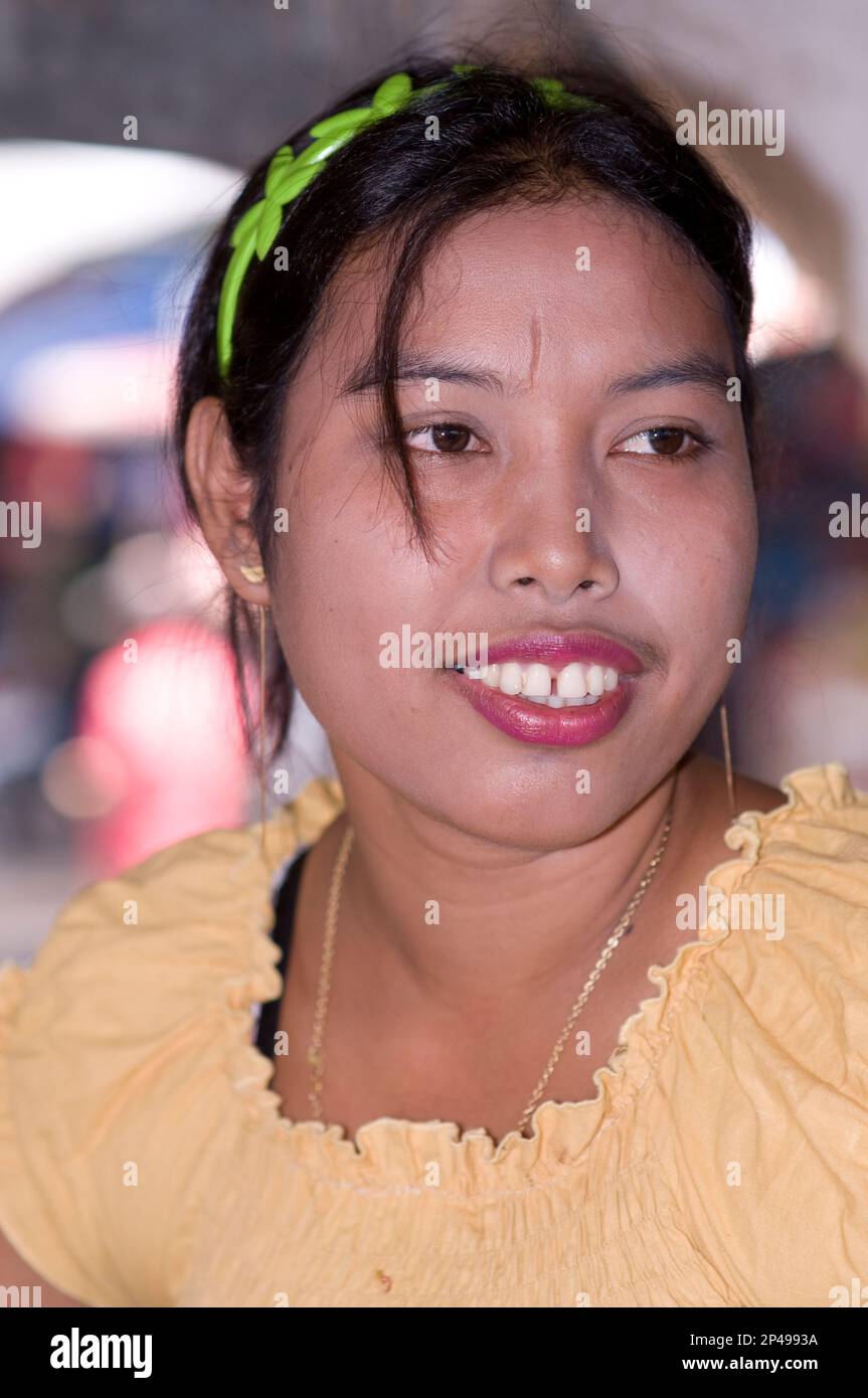 Kalabahi market hi-res stock photography and images - Alamy