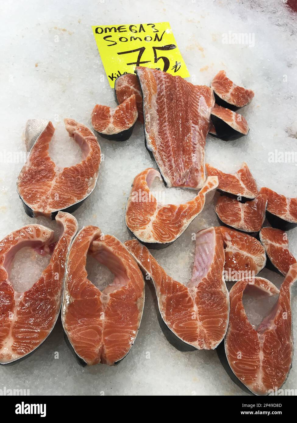 Raw salmon fish (Turkish: Somon) on the fish counter Stock Photo - Alamy