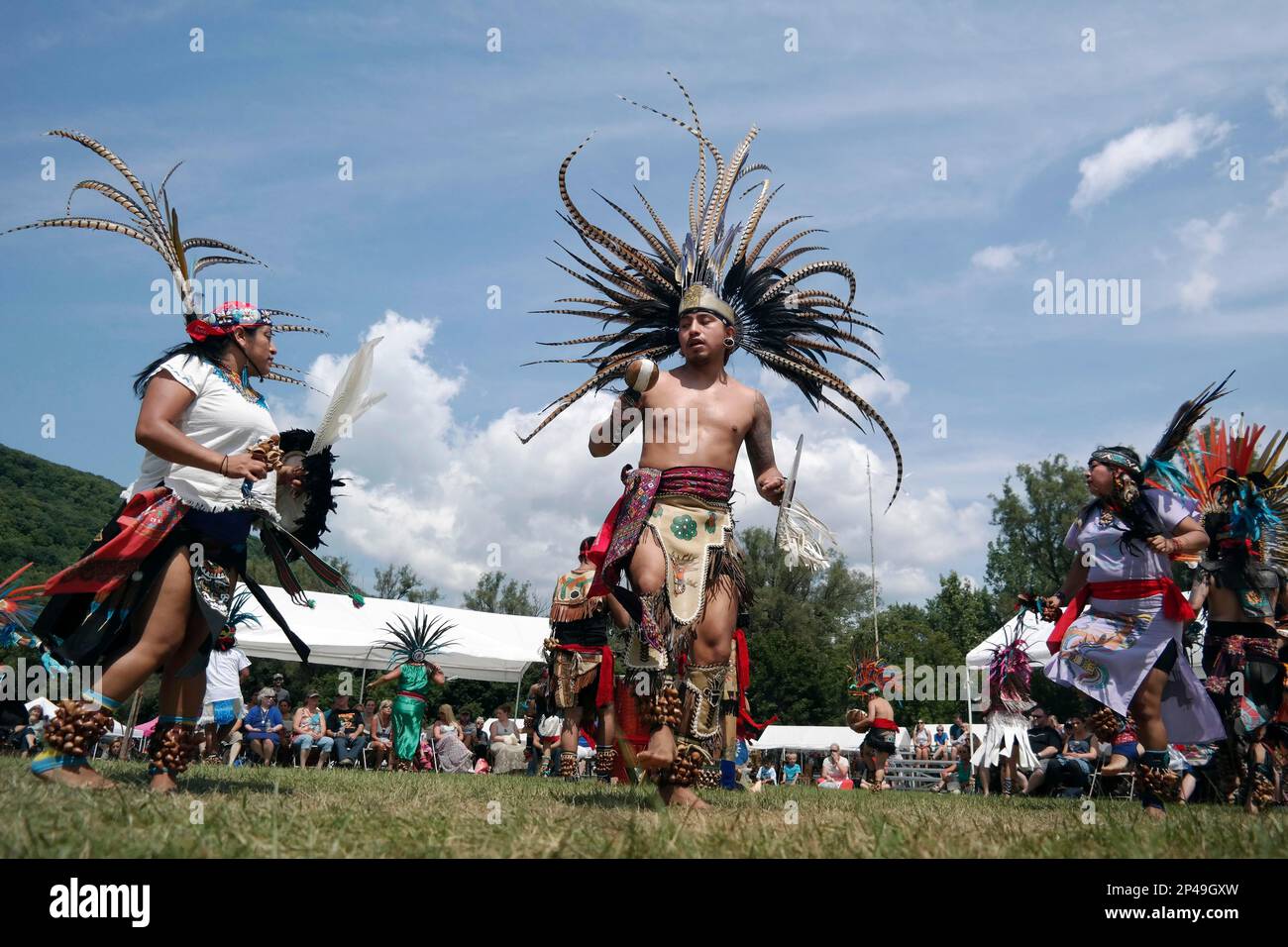 Kalpulli Atl-Tlachinolli dancers of New York perform a dance ...