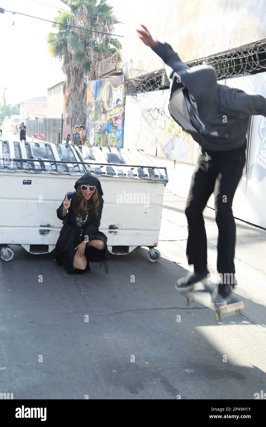 Photo by: JMA/STAR MAX/IPx8/9/14Tracy Mcnulty and Emmanuel Howell at ...