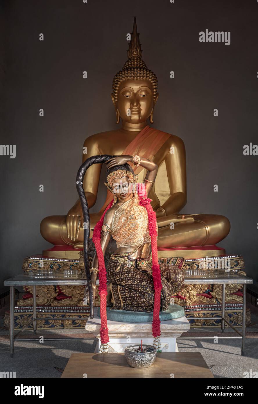 Shrine of the Golden Buddha Statue in meditative posture and the Statue ...