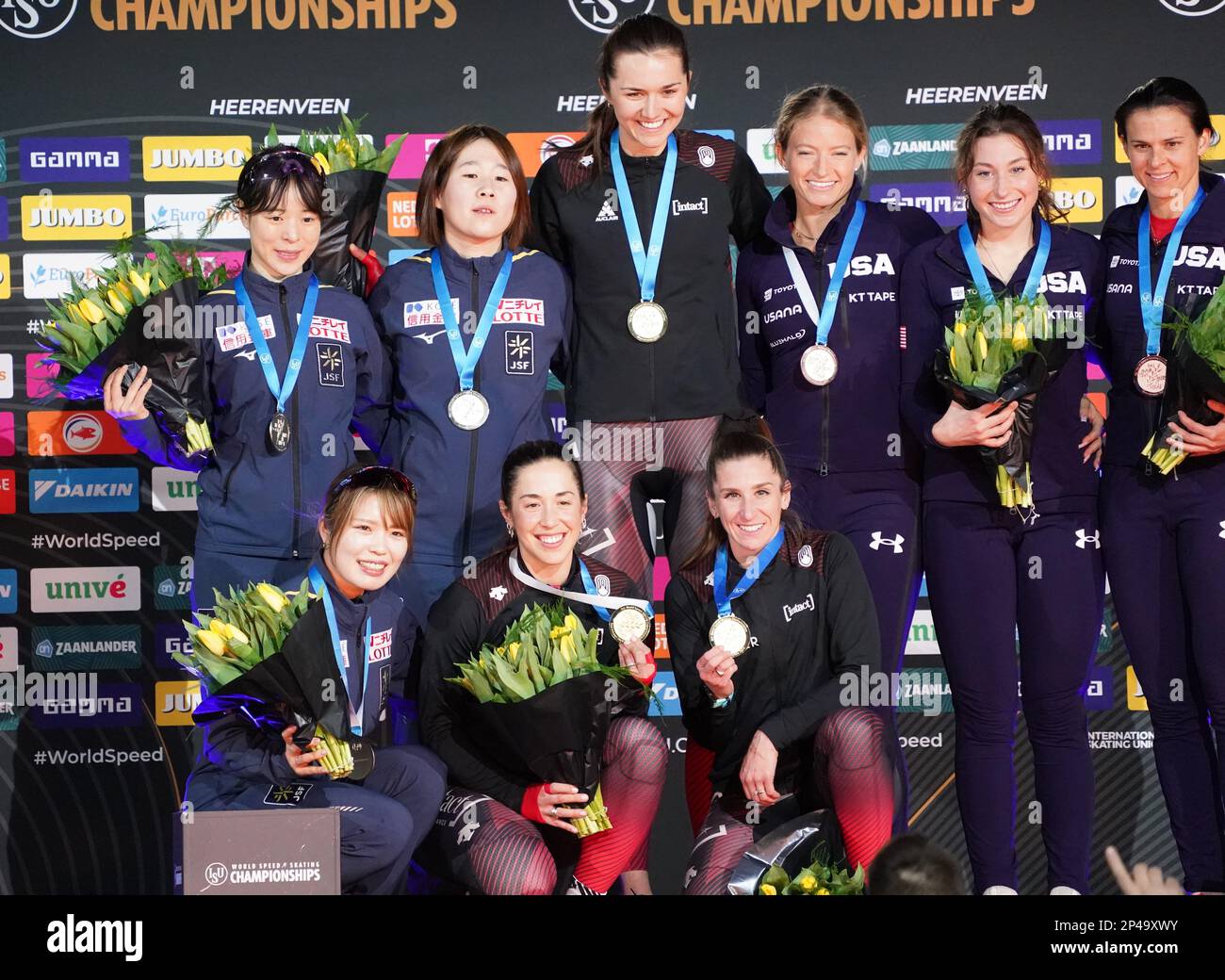 Valerie Maltais (CAN), Ivanie Blondin (CAN) and Isabelle Weidemann (CAN ...