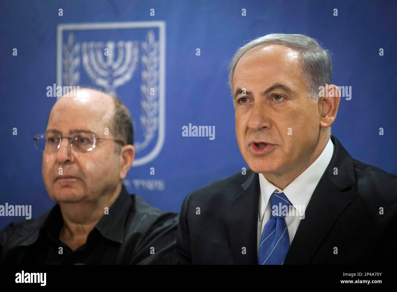 Israeli Defense Minister, Moshe Ya'alon, left, and Israeli Prime ...