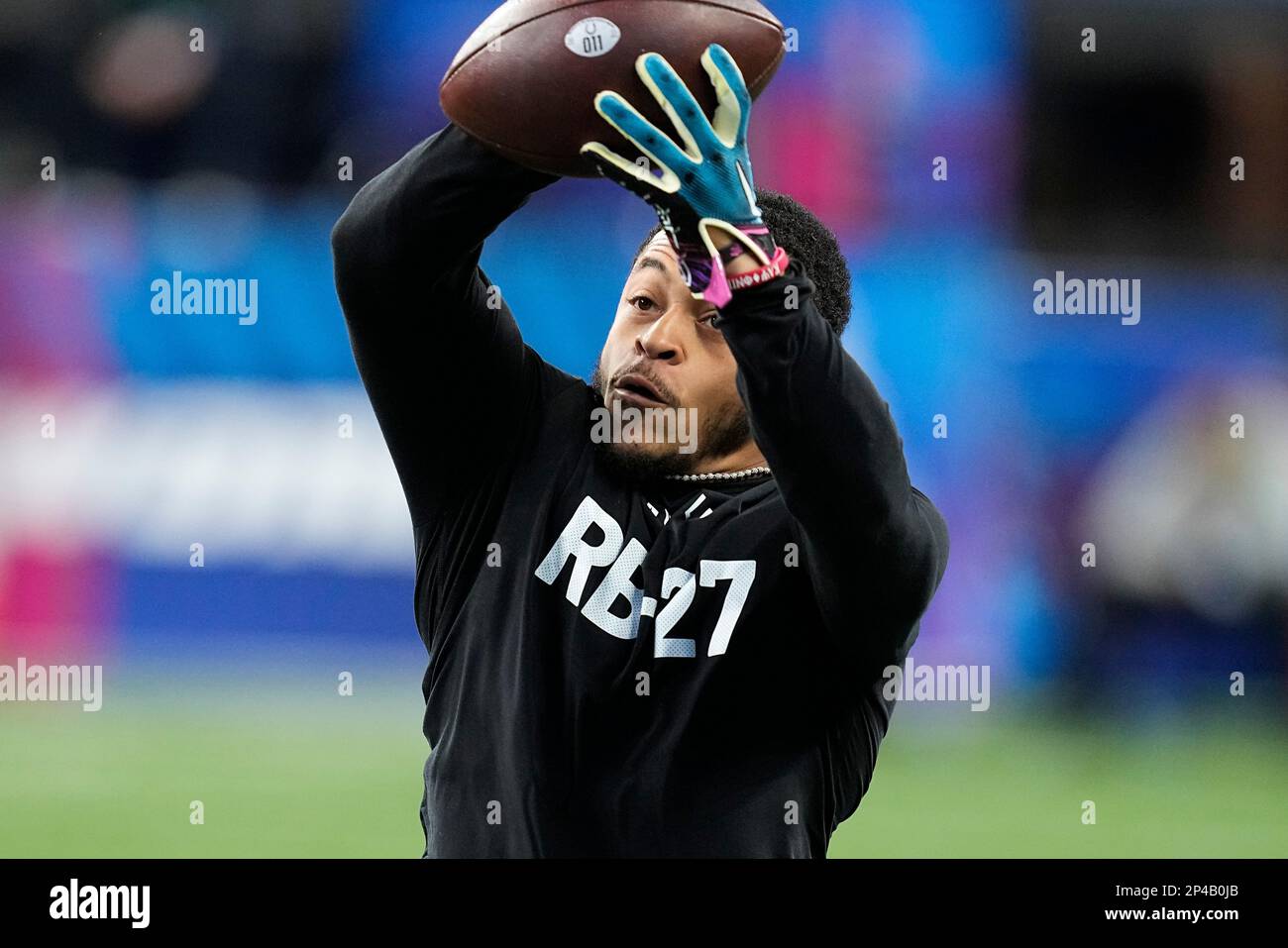 Kansas State running back Deuce Vaughn runs a drill at the NFL football ...