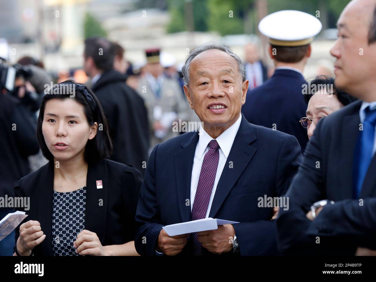 Chinese Foreign Affairs Minister Li Zhaoxing attends the traditional ...