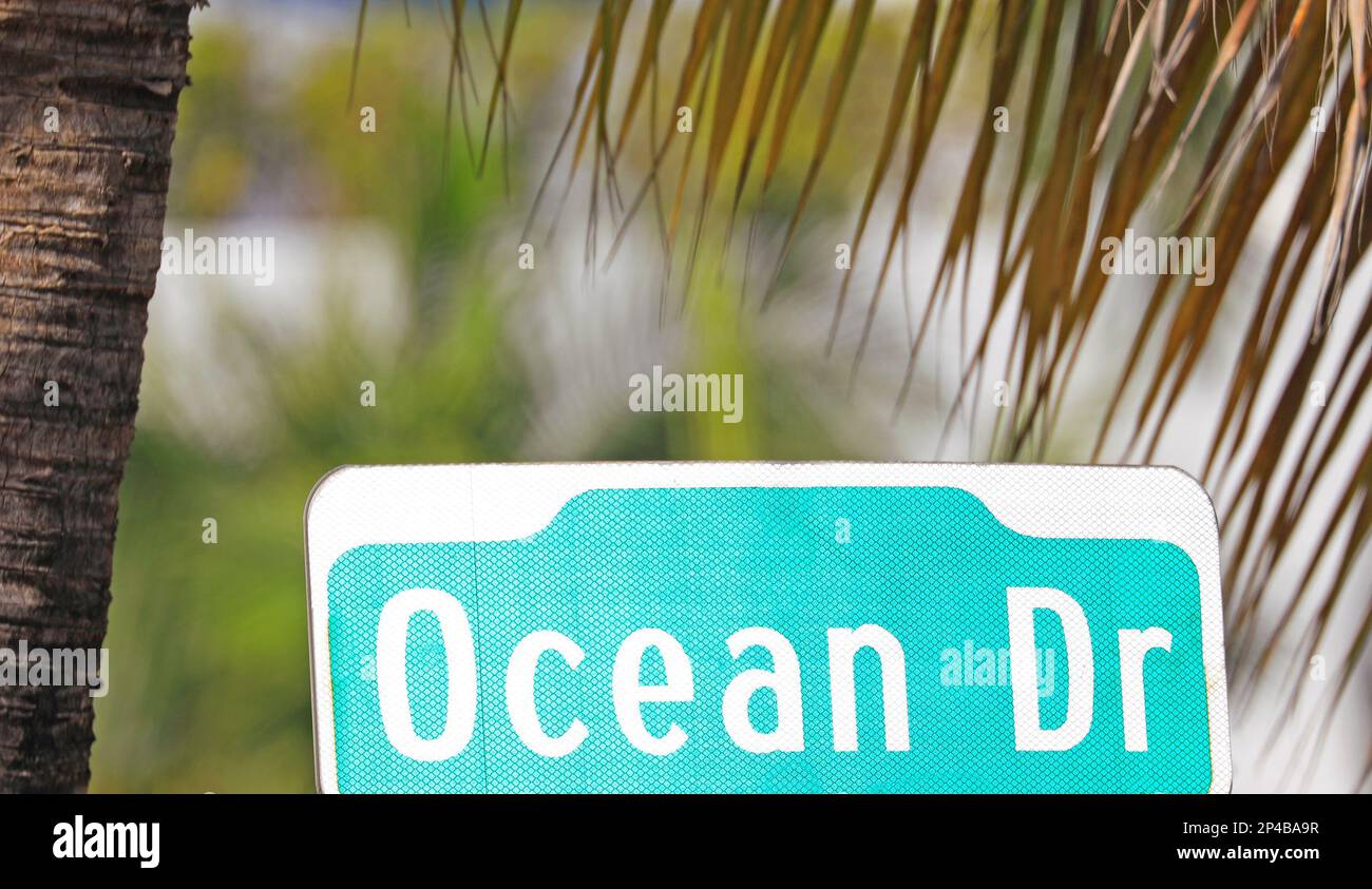Ocean Drive street sign in Miami Beach, Florida, USA Stock Photo - Alamy