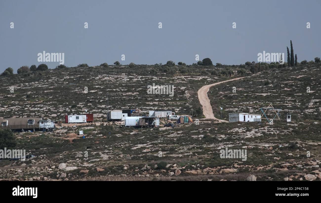 Israeli outpost seen outside the boundaries of its parent Jewish ...