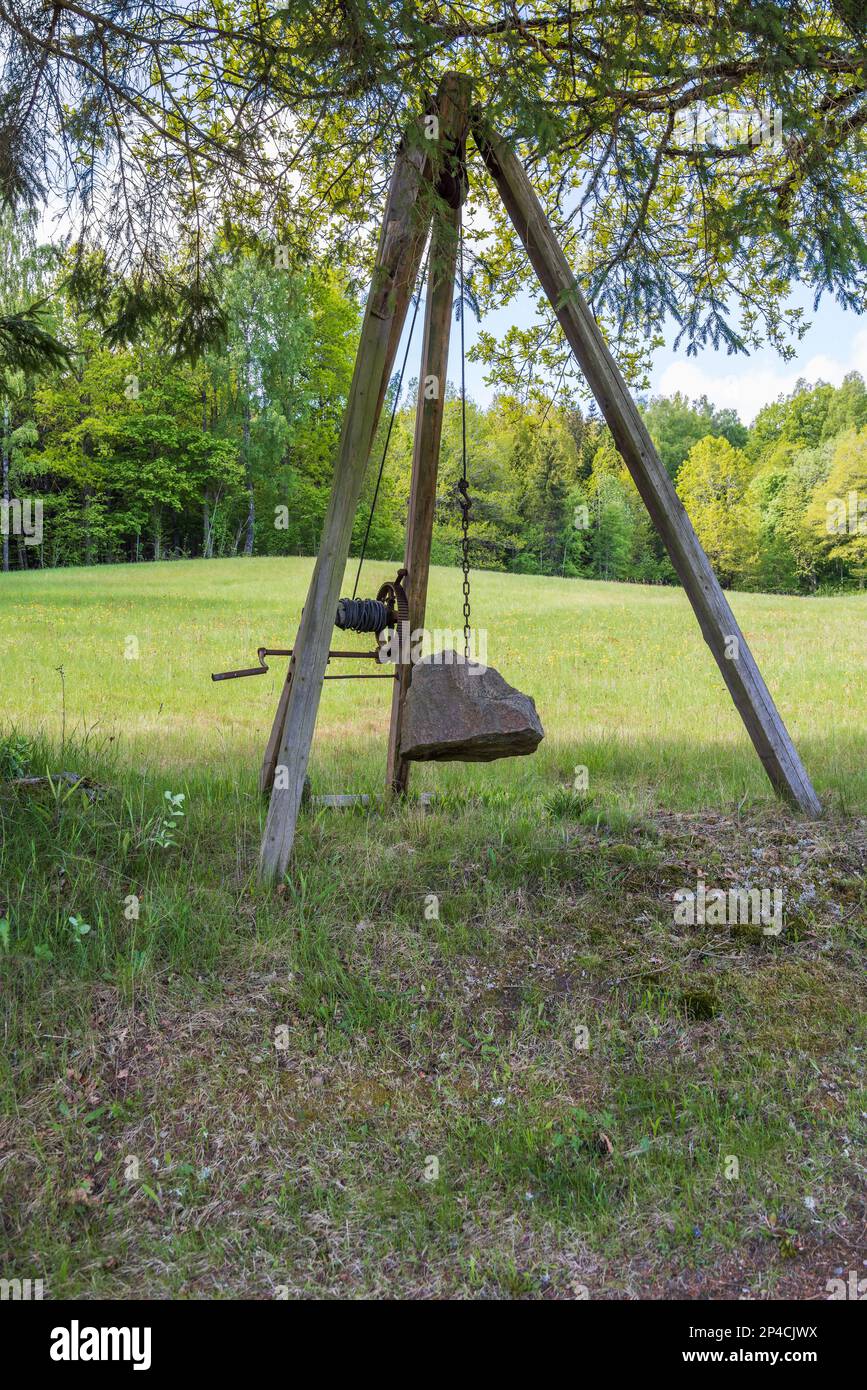 Mechanical lifting equipment hi-res stock photography and images - Alamy