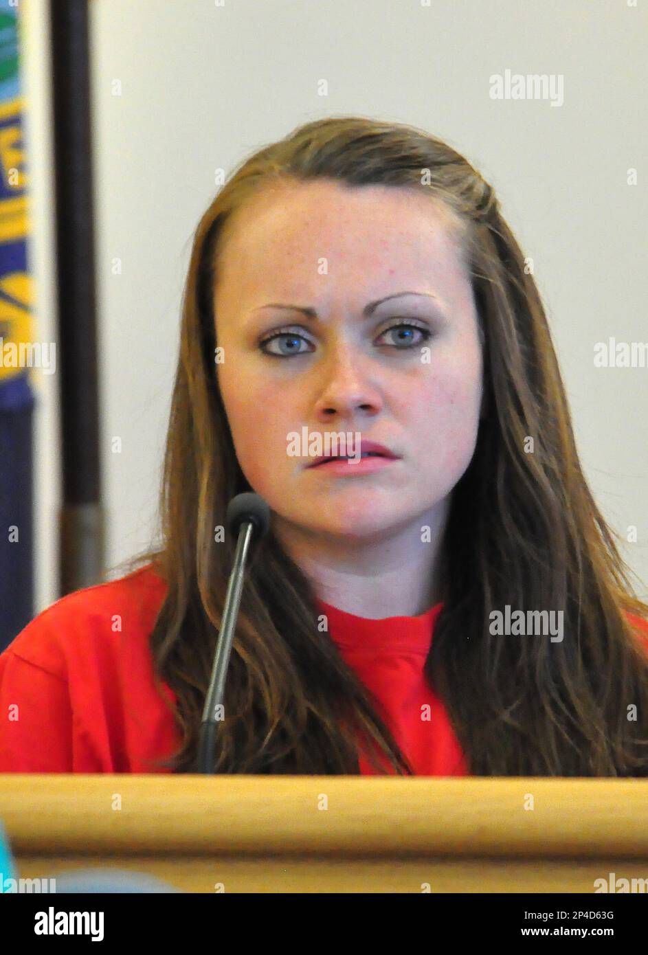 Jessica Linscott testifies against her former boyfriend, Roland Dow ...