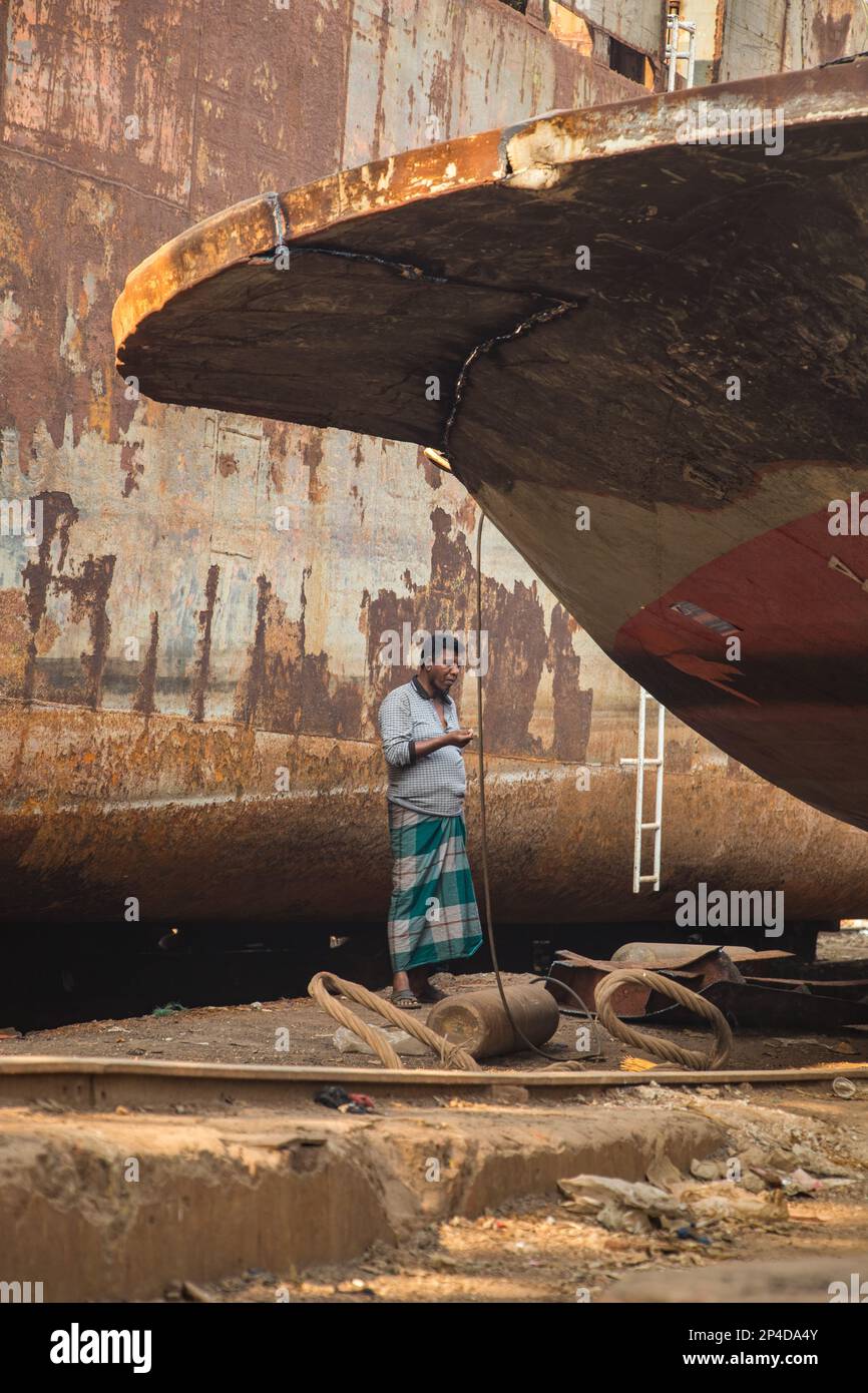 Photo documentary on working people in the shipyard. The shipyards ...