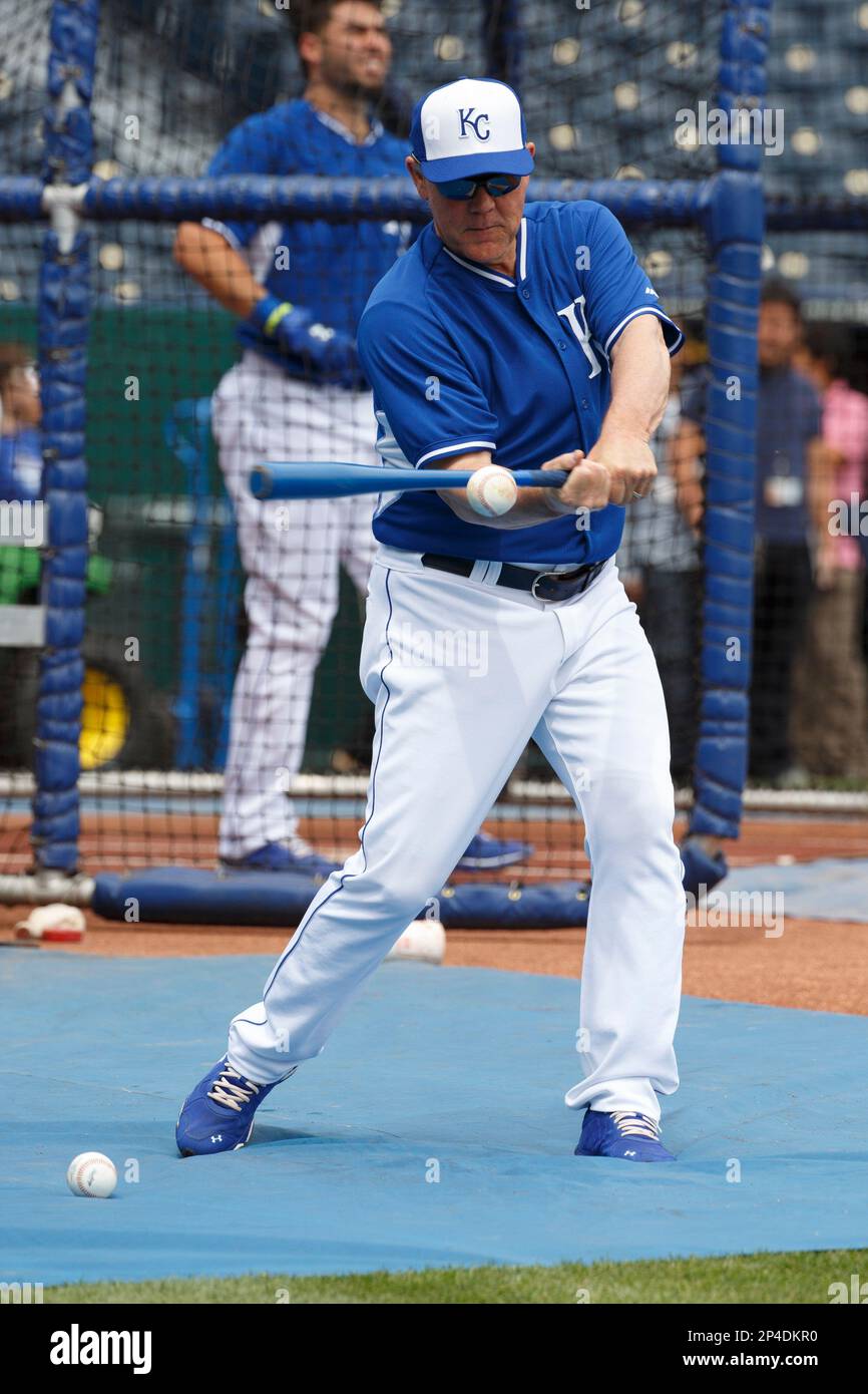 June 8, 2014: Kansas City Royals manager Ned Yost (3) runs drills ...