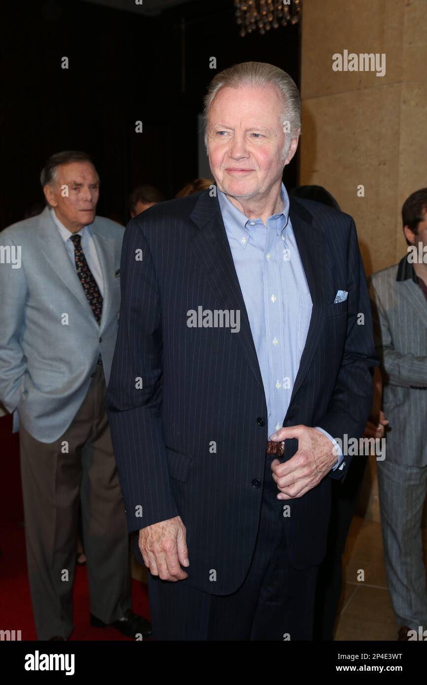 Photo by: JMA/STAR MAX/IPx6/1/14Jon Voight at The Pat Boone 80th ...