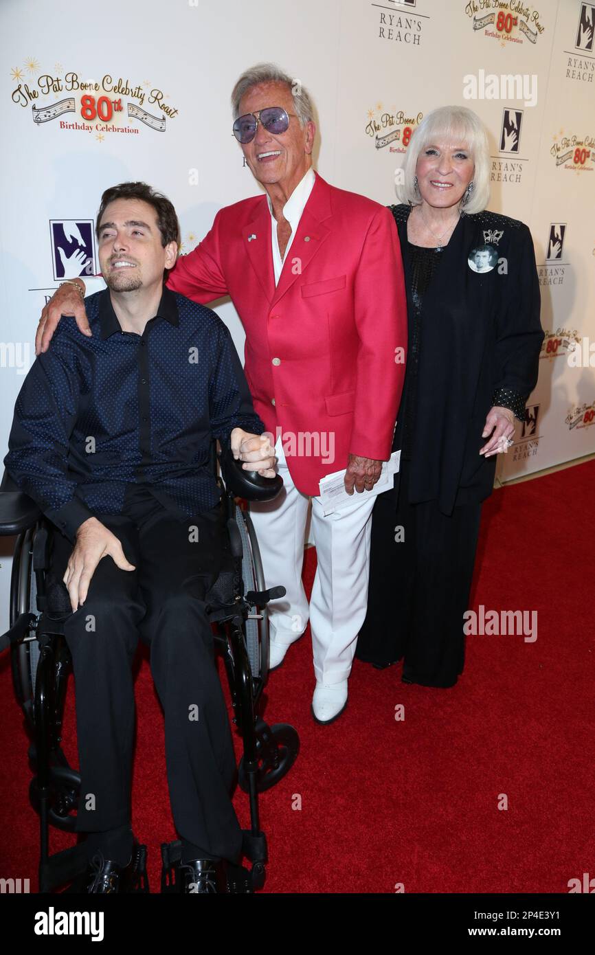 Photo by: JMA/STAR MAX/IPx6/1/14Pat Boone at The Pat Boone 80th ...