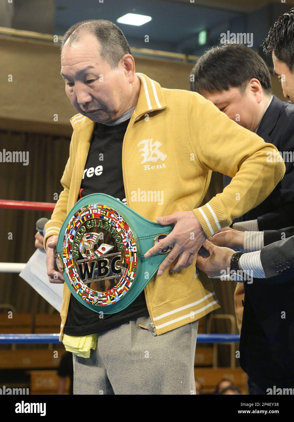 Former Japanese professional boxer Iwao Hakamada (L), ex-death-row ...