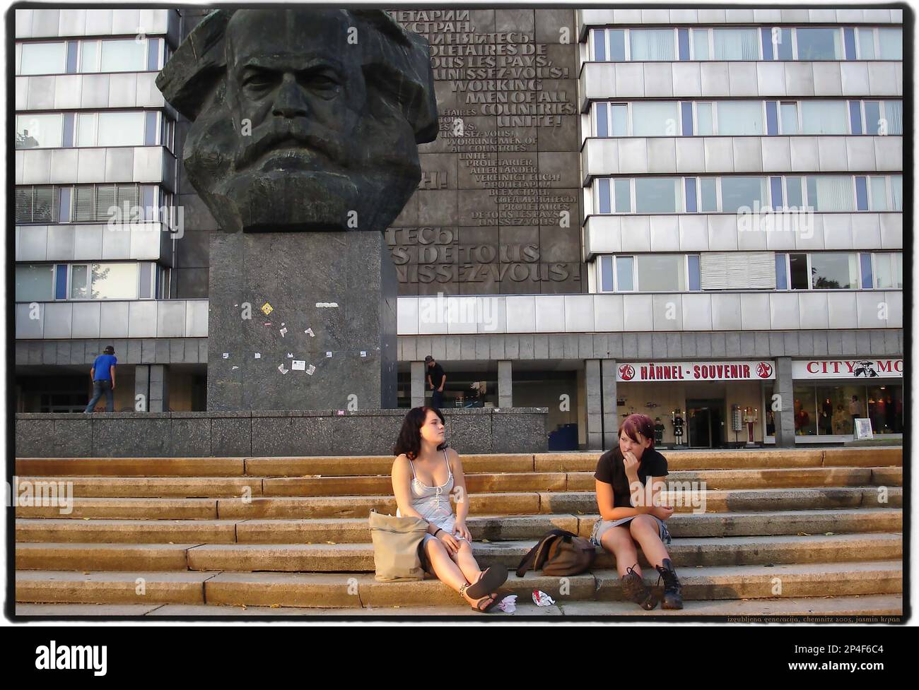 Karl Marx monument in Chemnitz Stock Photo - Alamy