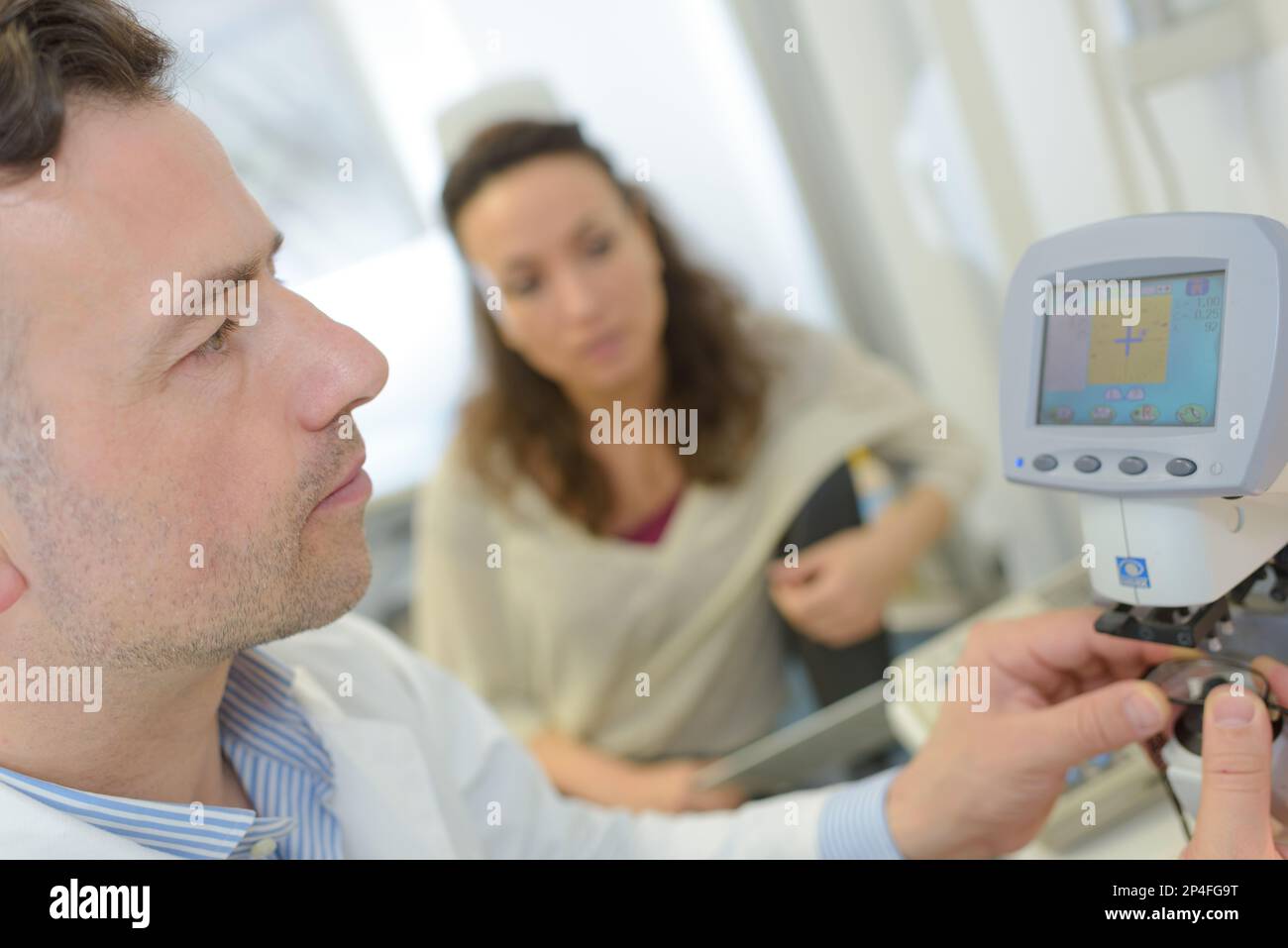 Optician lens thickness hi-res stock photography and images - Alamy