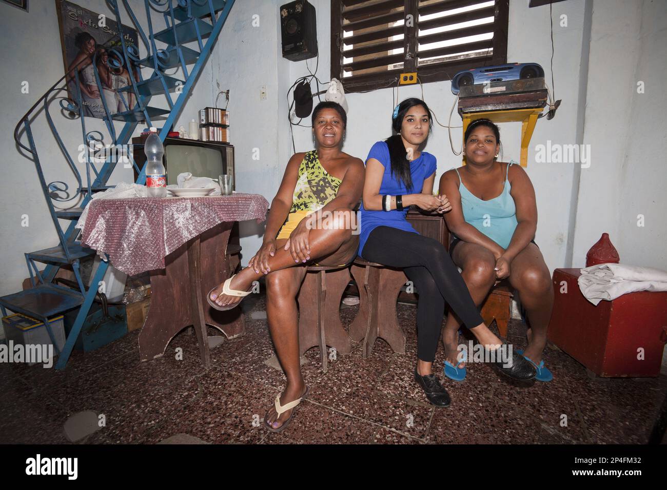 Young girls in Havana, Cuba Stock Photo - Alamy