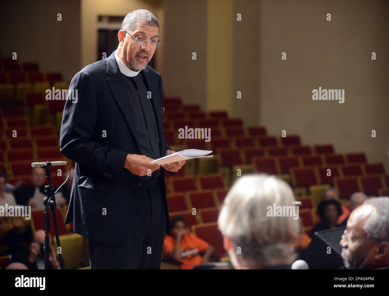 Bishop-elect Rev. Robert Christopher Wright participates in a rehearsal ...