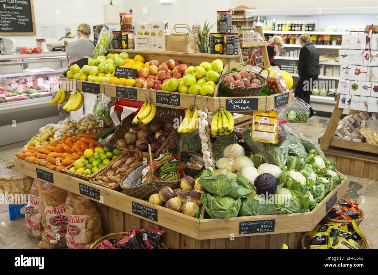 Vegetable shop interior hi-res stock photography and images - Alamy