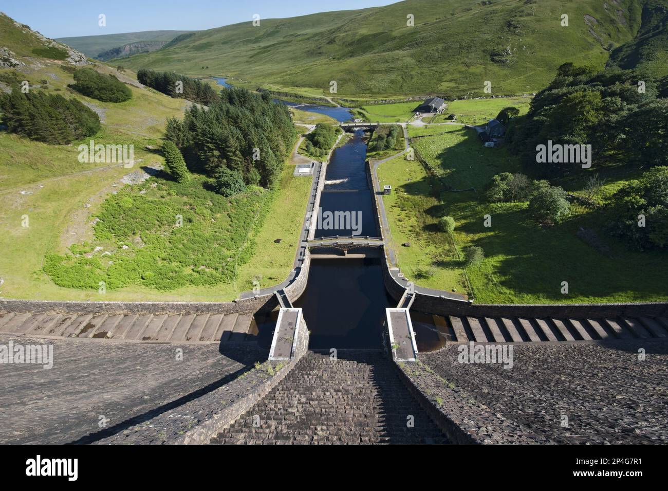 View of spillway from dam, Claerwen Reservoir, Elan Valley, Powys ...