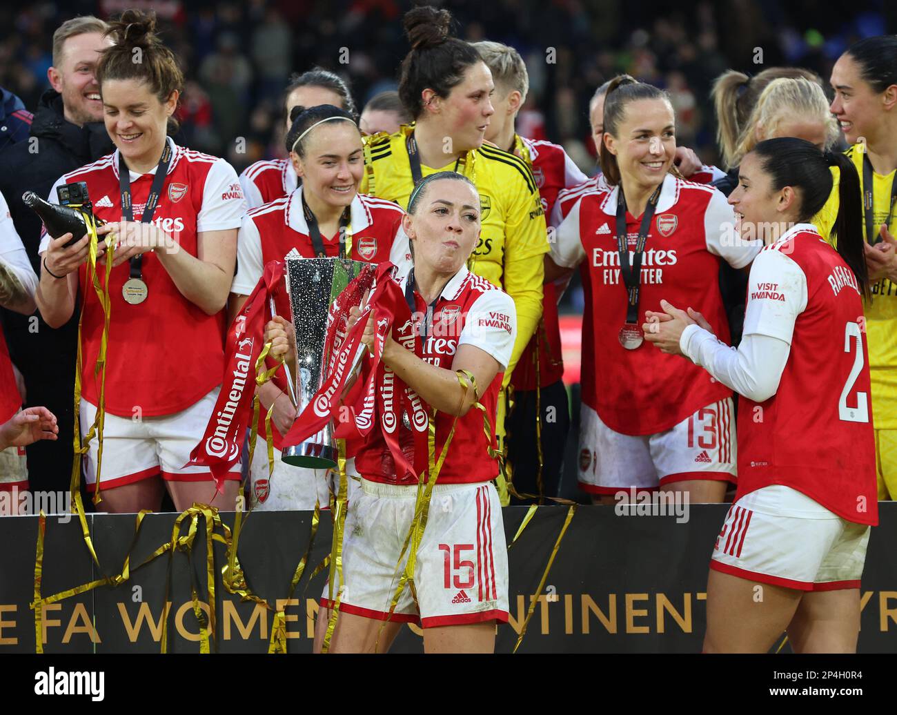 Fa continental league cup trophy hi-res stock photography and images ...