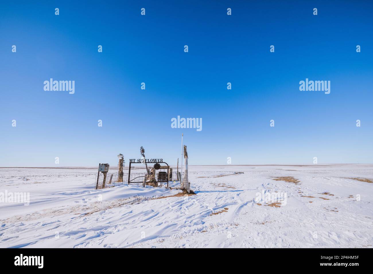 Mount Sunflower in winter, highest point in Kansas Stock Photo - Alamy