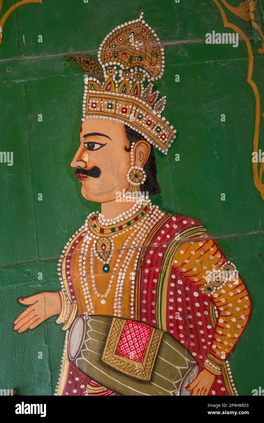 Old tabla india hi-res stock photography and images - Alamy