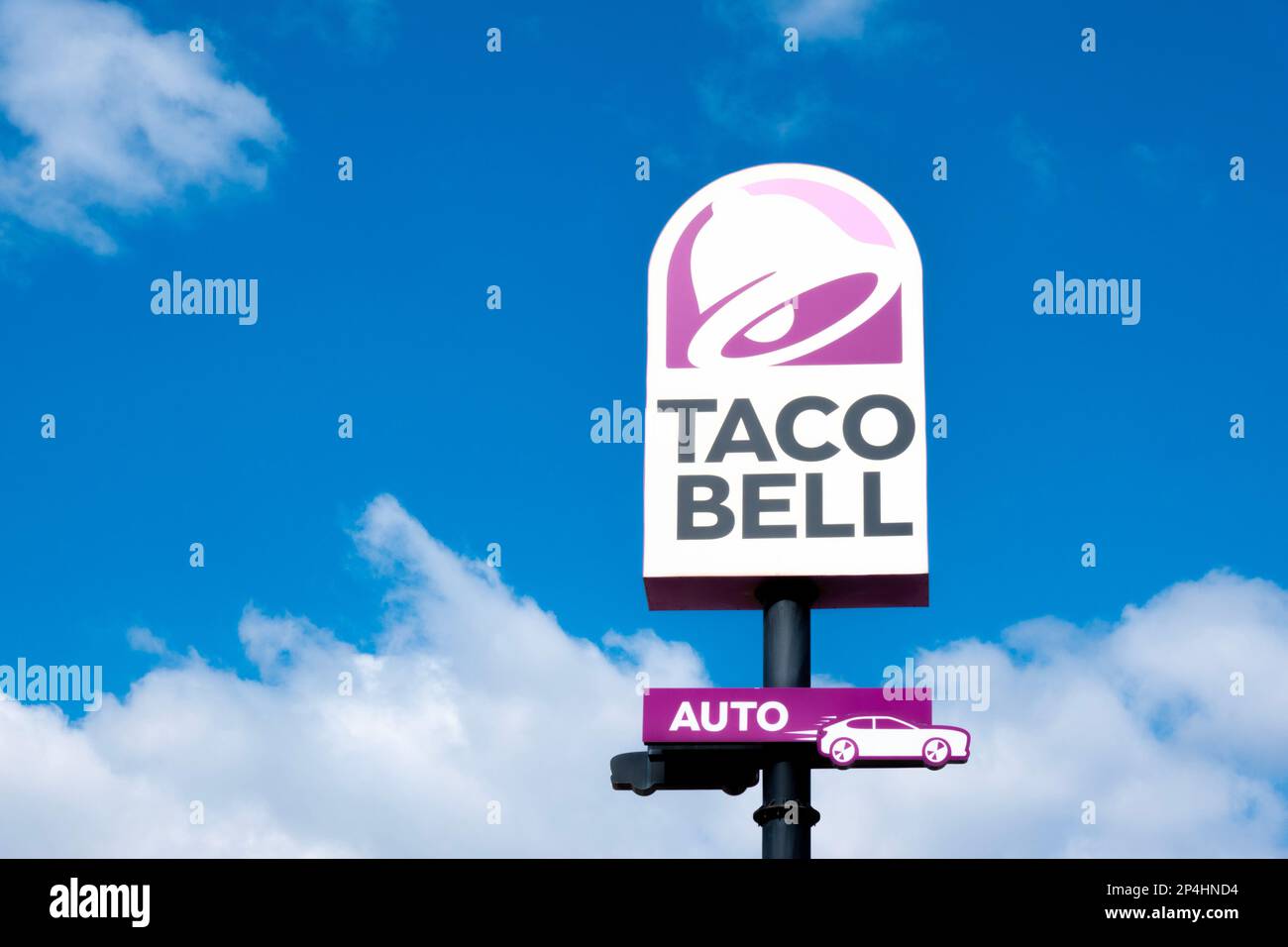 Finestrat, Spain - March 2, 2023: Taco bell logo sign on pole signboard ...