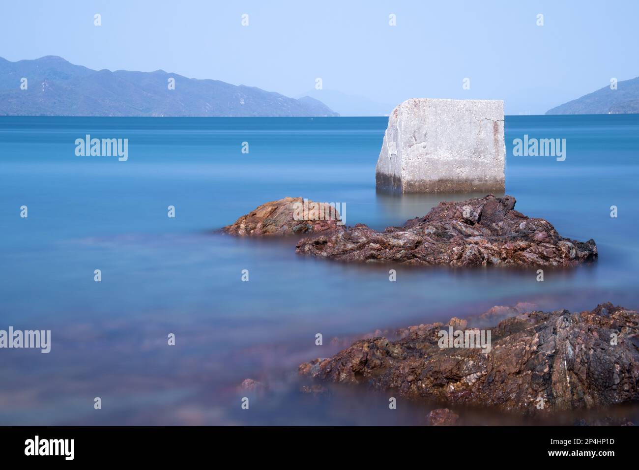 Concrete block in sea hi-res stock photography and images - Alamy