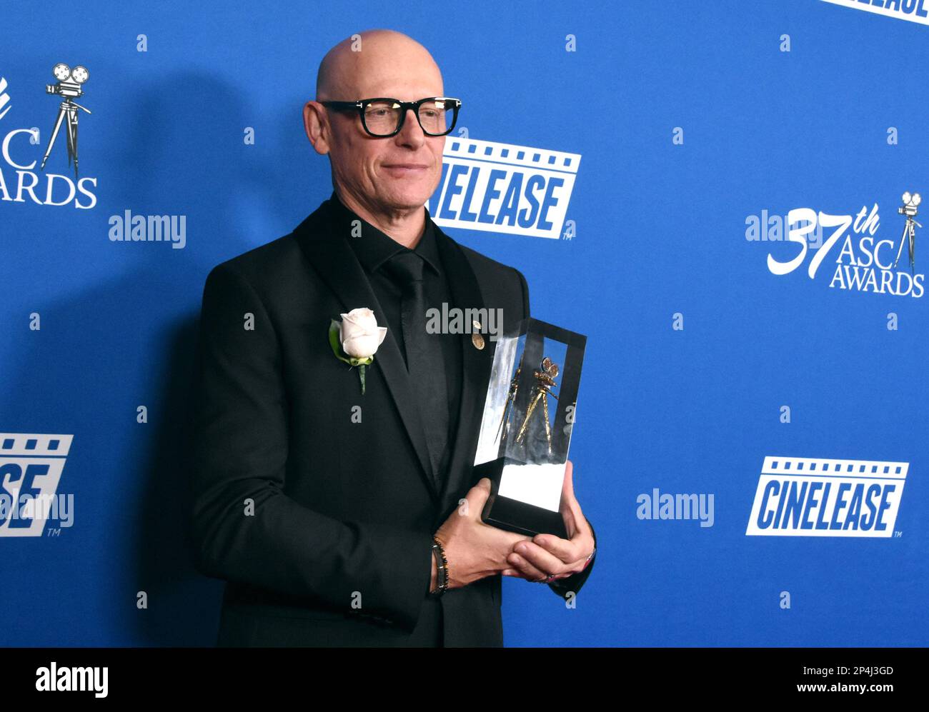 Jules o loughlin hi-res stock photography and images - Alamy