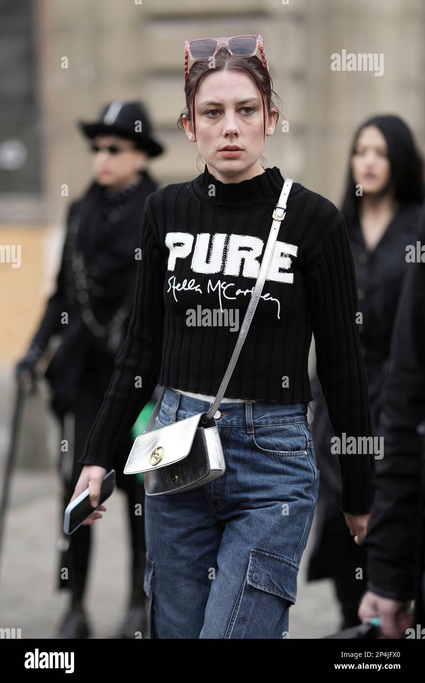 Sadie Cleary departs the Stella McCartney Fall/Winter 2023-2024 ready ...