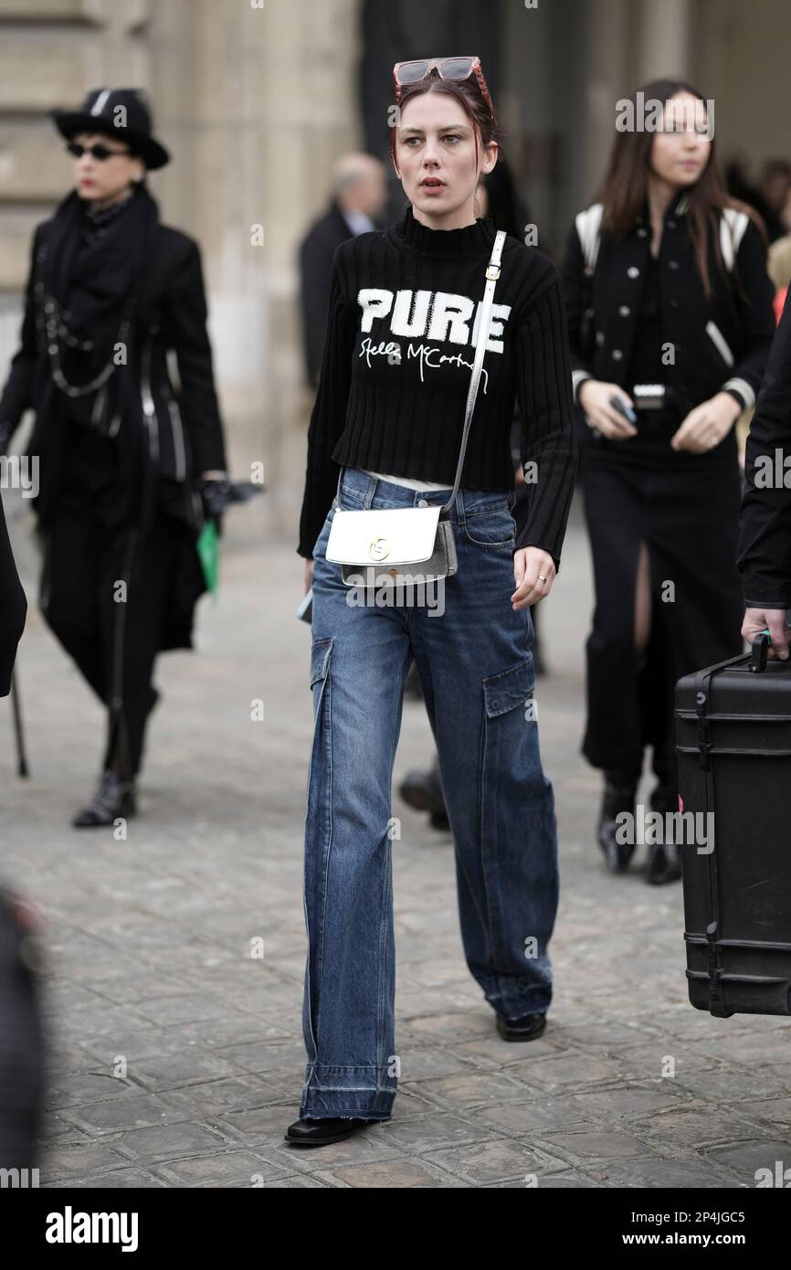 Sadie Cleary departs the Stella McCartney Fall/Winter 2023-2024 ready ...