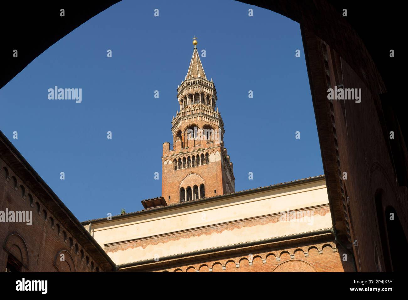 Ancient cities and historic monuments hi-res stock photography and ...