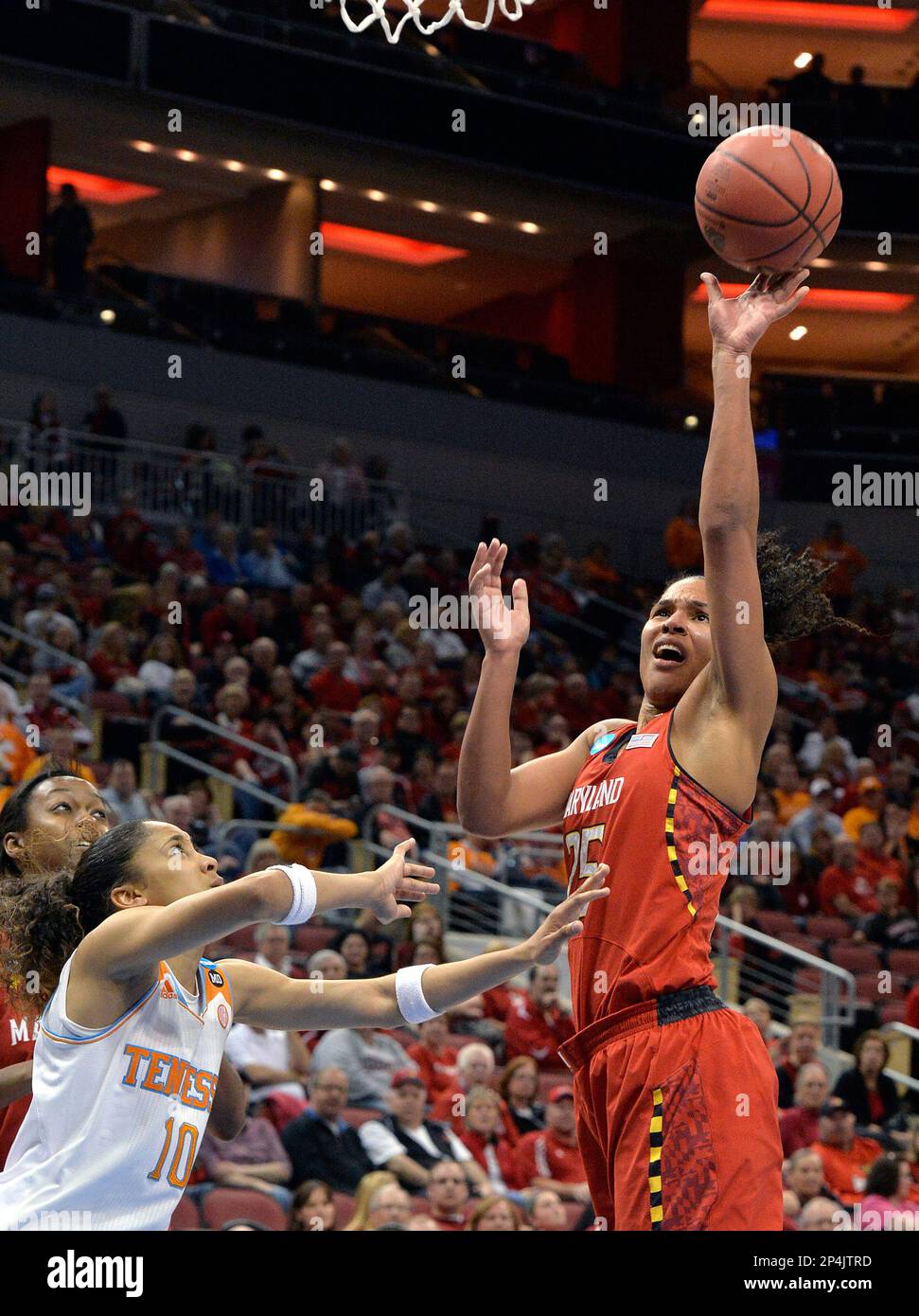 Maryland's Alyssa Thomas, right, shoots over Tennessee's Meighan ...