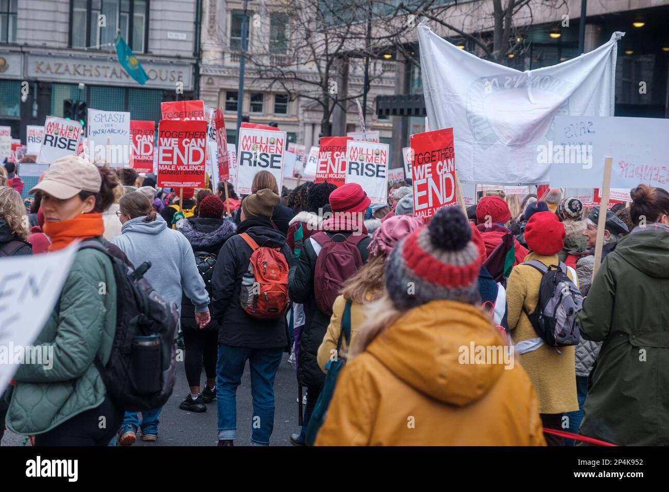 Protext women hi-res stock photography and images - Alamy
