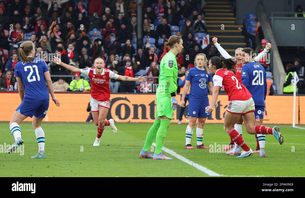 Caitlin Foord of Arsenal celebrates own goal by Chelsea Women Niamh ...