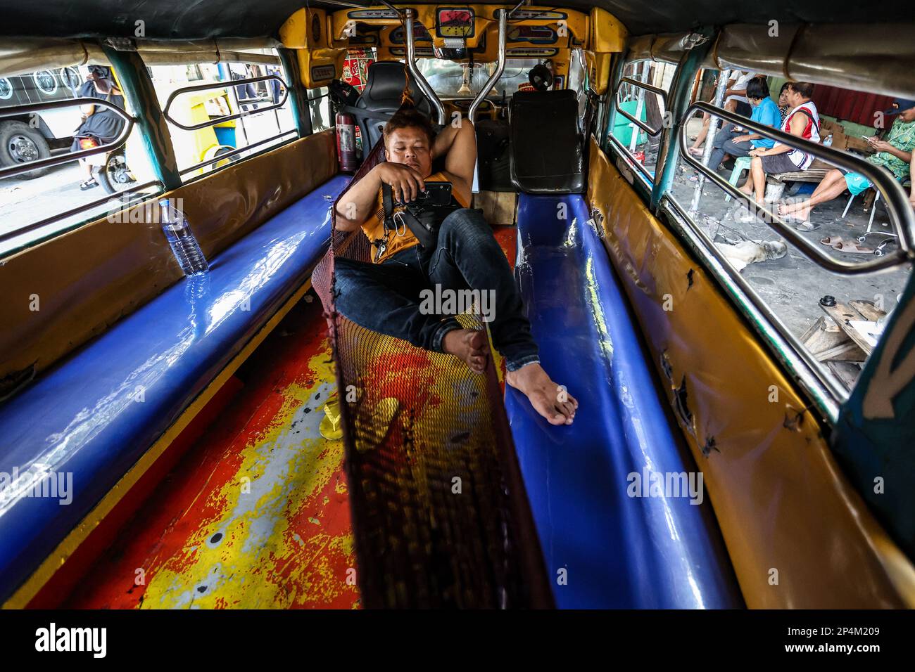 Manila, Manila, The Philippines. 6th Mar, 2023. Filipino Driver ...