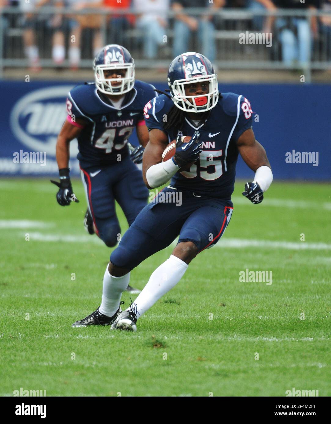 University of Connecticut Huskeys receiver Geremy Davis (85) during ...
