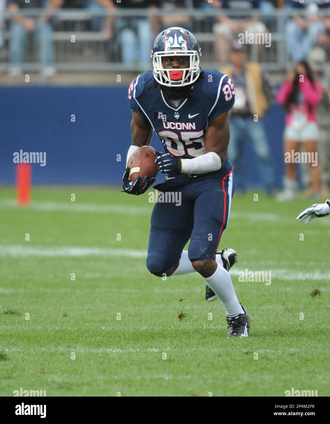University of Connecticut Huskeys receiver Geremy Davis (85) during ...
