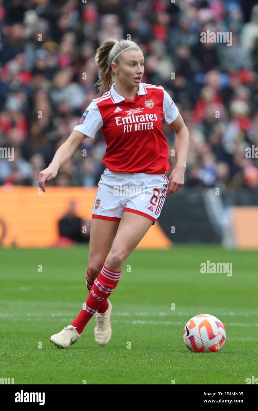 Leah Williamson of Arsenal in action during FA Women's Continental ...