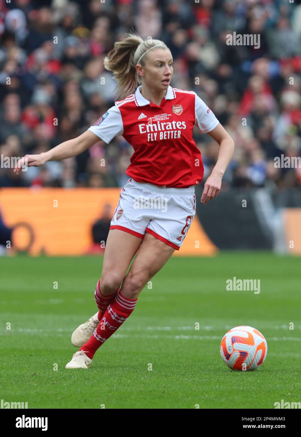Leah Williamson of Arsenal in action during FA Women's Continental ...