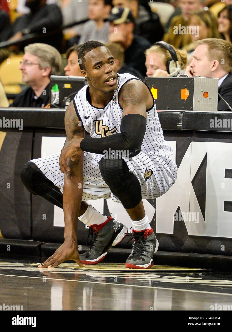 February 26, 2014 - Orlando, FL, U.S: UCF Knights guard/forward Isaiah ...