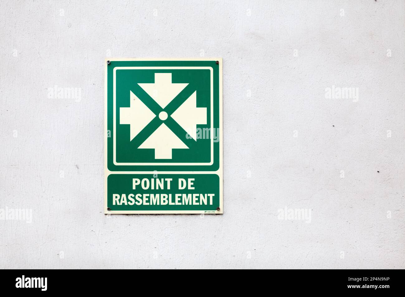 French Fire assembly point sign on a white wall Stock Photo - Alamy