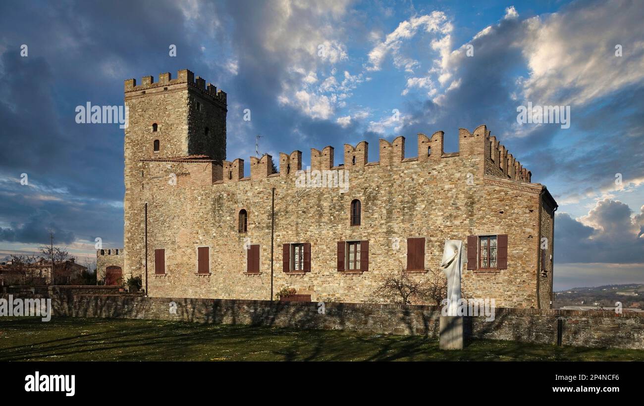 Castellarano castle hi-res stock photography and images - Alamy