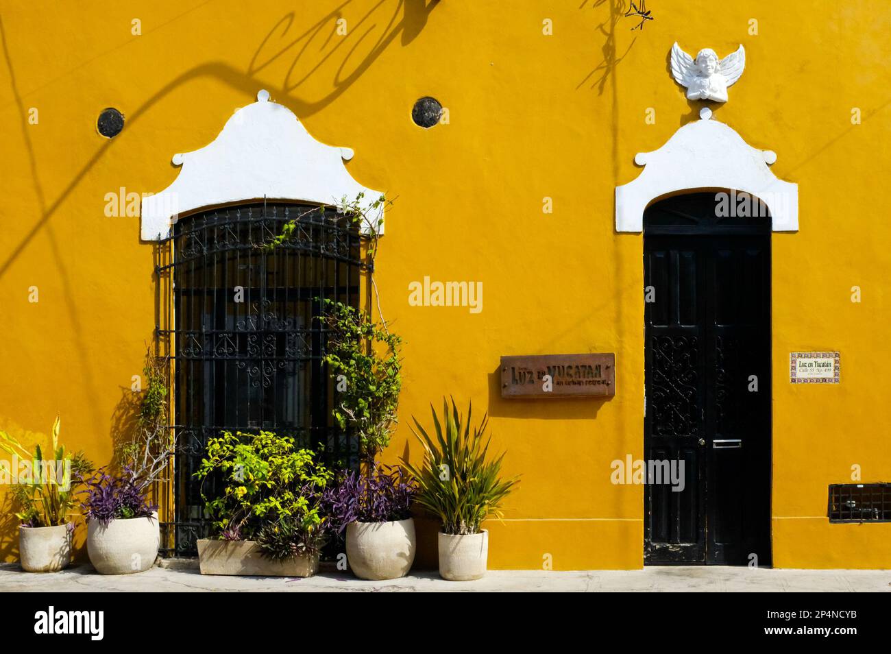 Colonial architecture, Centro, Merida Mexico Stock Photo - Alamy