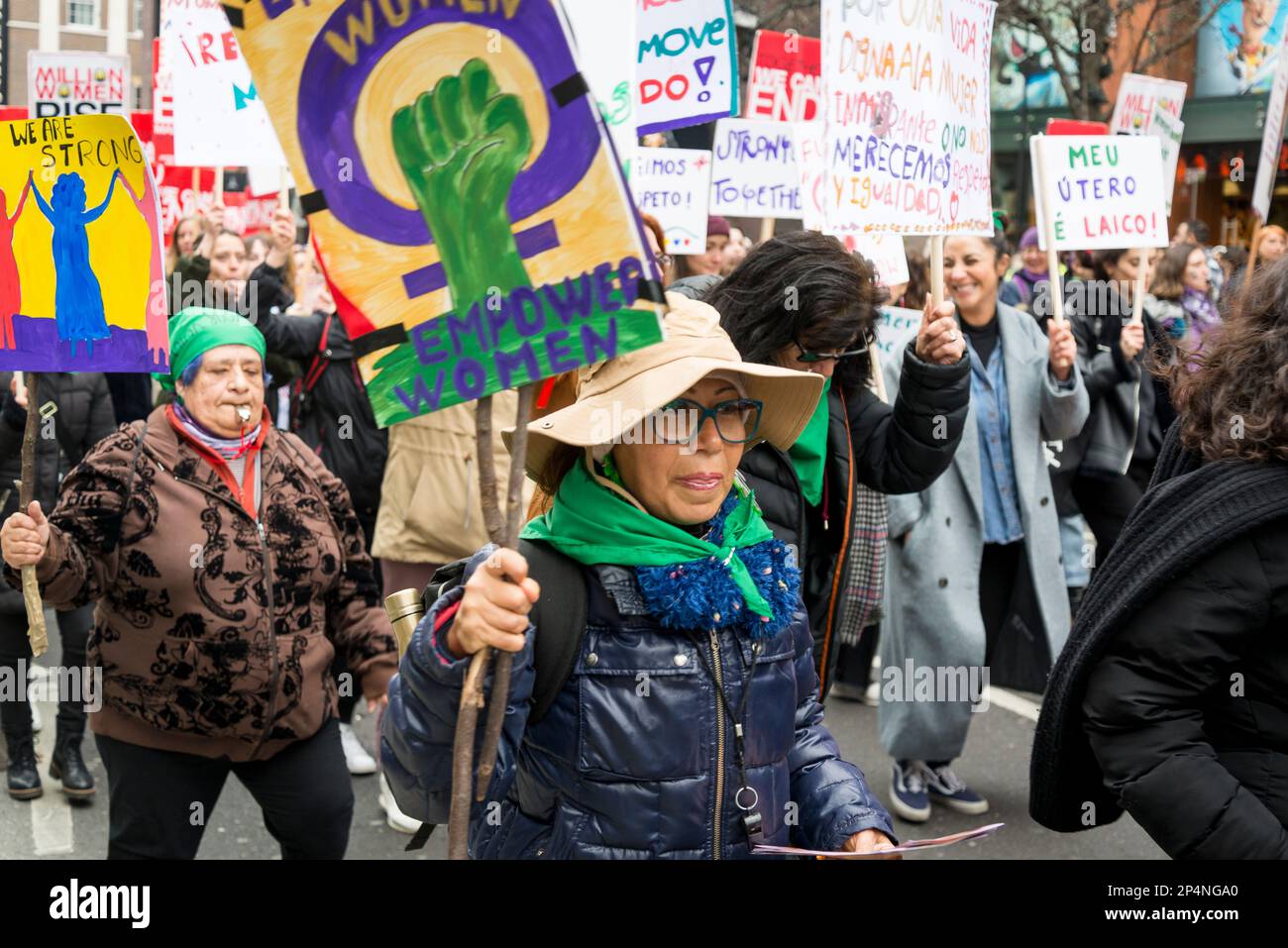 Empowering women placard hi-res stock photography and images - Alamy