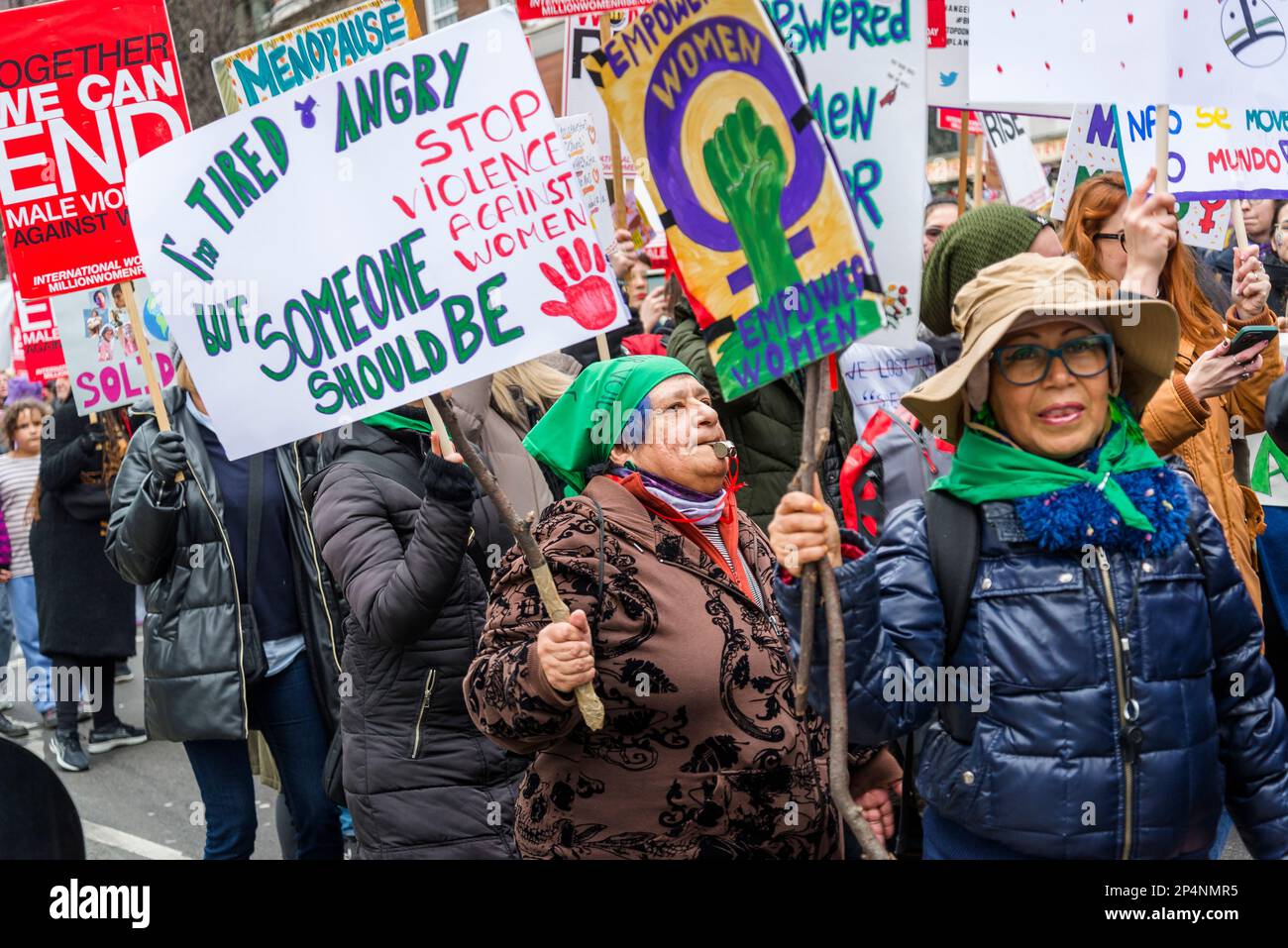 Empowering women placard hi-res stock photography and images - Alamy
